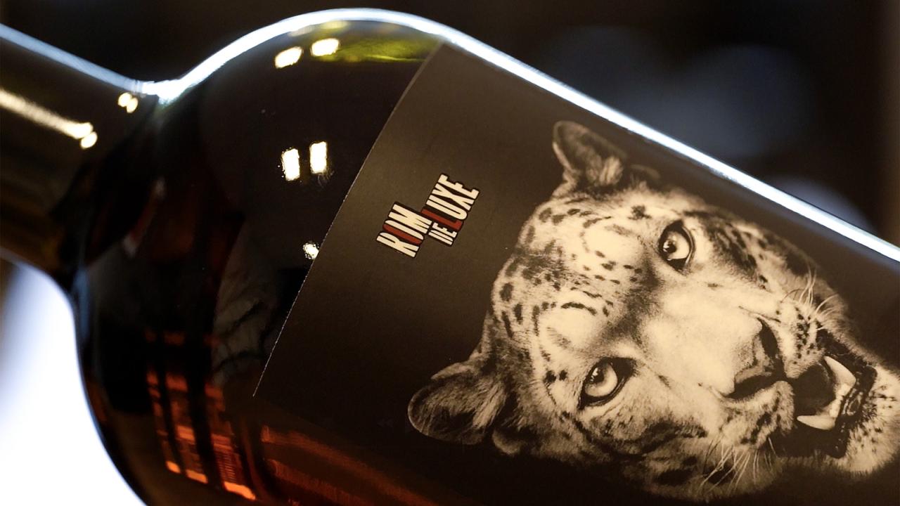 Wild, Rare, Uncompromising – Romdeluxe in the Spotlight | Rum Auctioneer